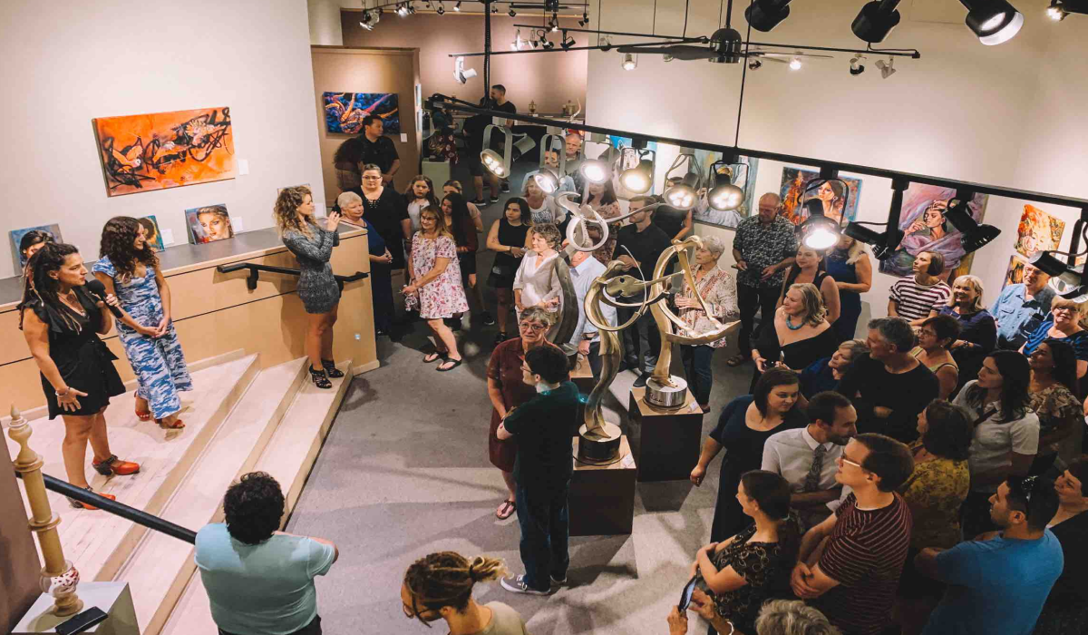 Learn How to Sell Your Art Online in 2020 |8 Key Tips for Selling Art